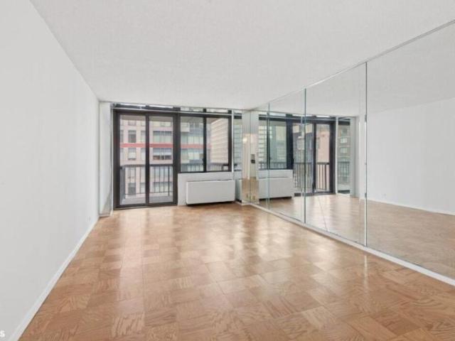 apartment with 1 bedroom, Midtown East NY DLS102245364