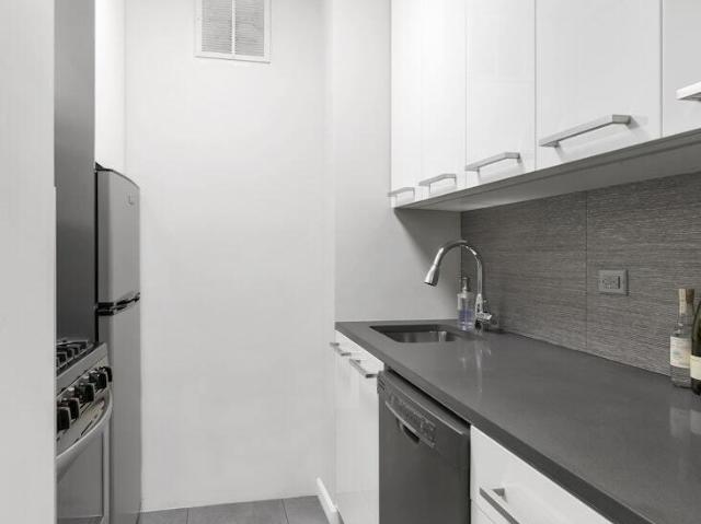 apartment with 1 bedroom, Midtown East NY DS102245450