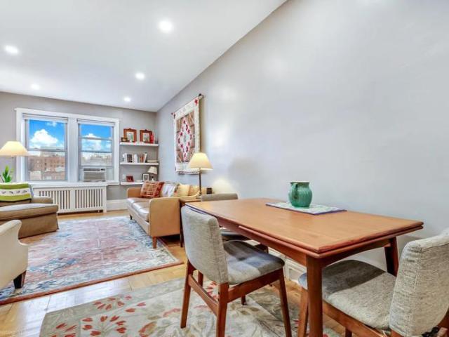 apartment with 1 bedroom, Woodside NY DLS101864305