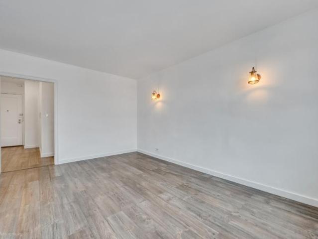 apartment with 1 bedroom, WOODSIDE NY DS101961422