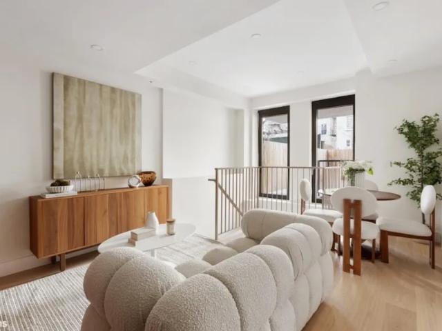 apartment with 1 bedroom, Williamsburg NY DLS102752799
