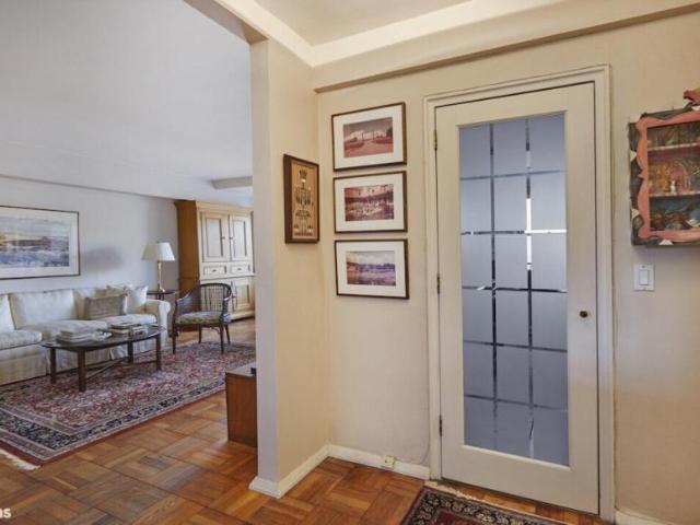 apartment with 1 bedroom, Upper East Side NY DLS102052863