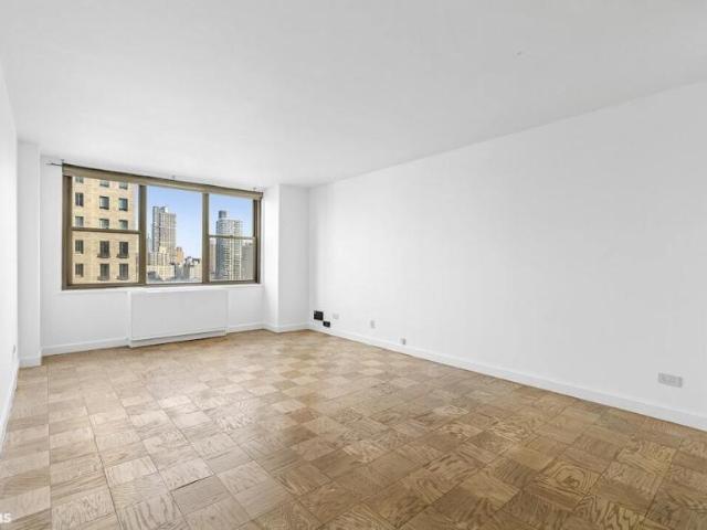 apartment with 1 bedroom, Upper East Side NY DLS98818249