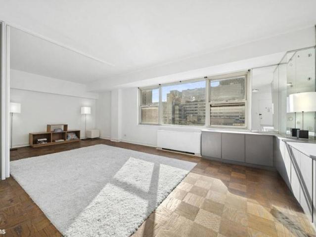 apartment with 1 bedroom, Upper East Side NY DLS98818311