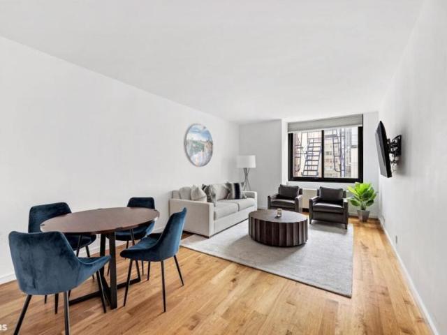 apartment with 1 bedroom, Upper East Side NY DS102245083