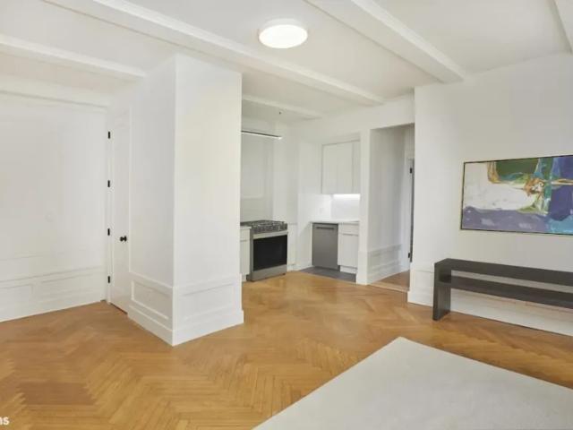 apartment with 1 bedroom, Upper West Side NY DLS102245265