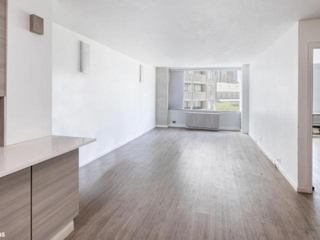 apartment with 1 bedroom, Upper West Side NY DS95693897