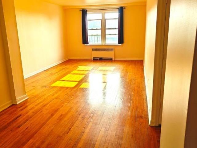 apartment with 2 bedroom, Bronx NY DLS94121436