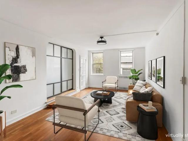 apartment with 2 bedroom, Forest Hills NY DLS102752855