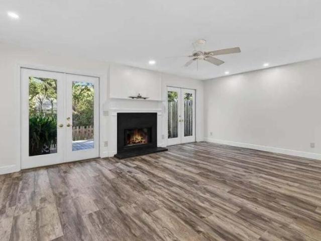 apartment with 2 bedroom, FL FL DLS102660040