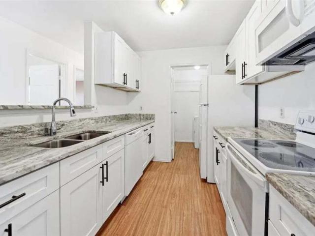apartment with 2 bedroom, FL FL DS102588136