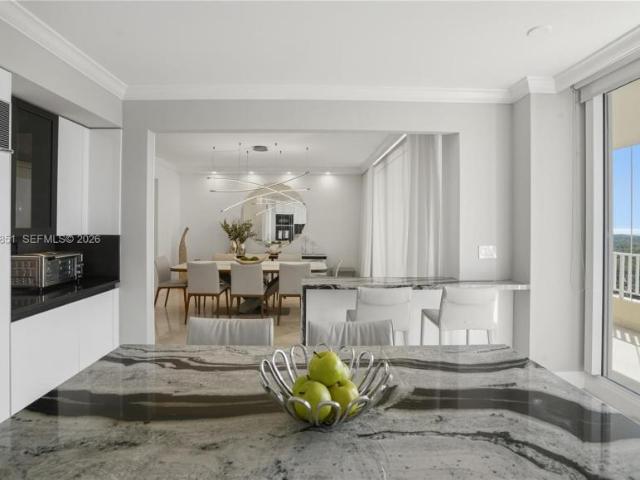 apartment with 2 bedroom, Key Biscayne FL DLS102395107
