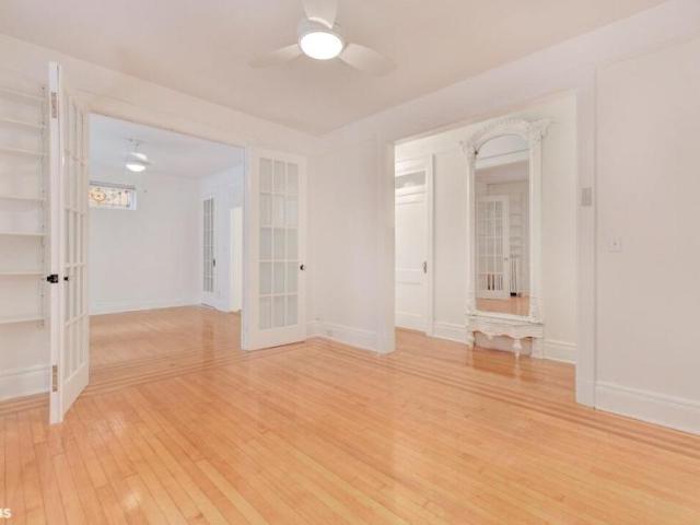 apartment with 2 bedroom, Jackson Heights NY DLS96815207