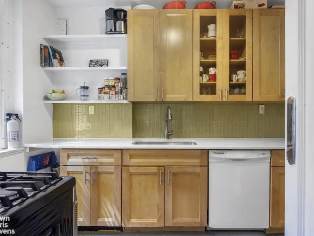 apartment with 2 bedroom, Jackson Heights NY ES102752827