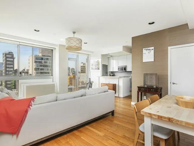 apartment with 2 bedroom, Lower East Side NY DLS102715676