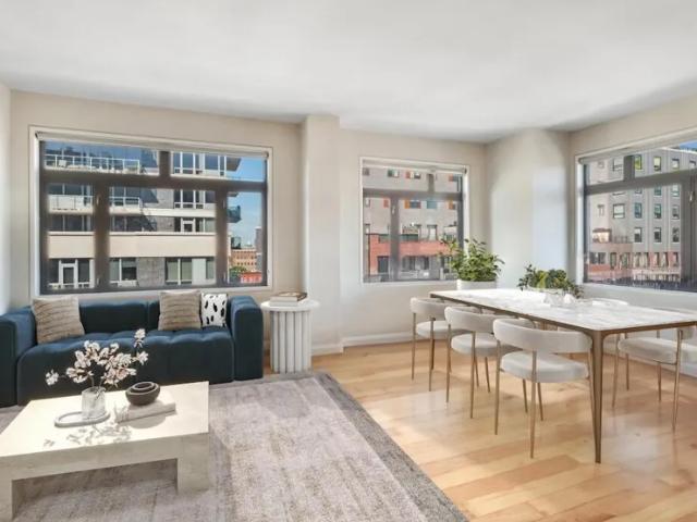 apartment with 2 bedroom, Long Island City NY DLS102245802