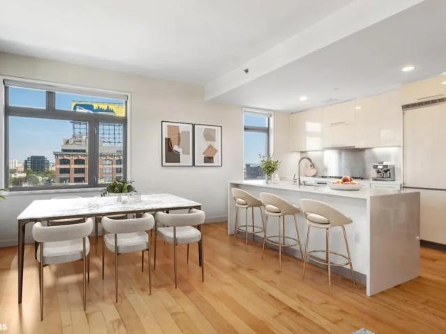 apartment with 2 bedroom, Long Island City NY ES102752777