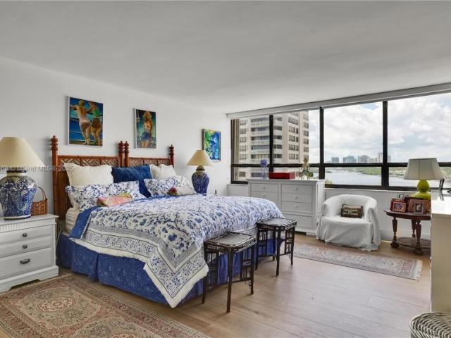 apartment with 2 bedroom, Miami FL DS102396880