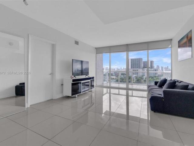 apartment with 2 bedroom, Miami FL DS102398827