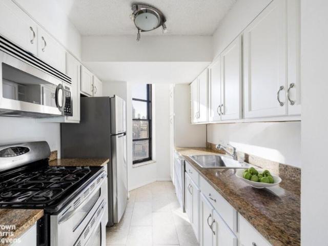 apartment with 2 bedroom, Midtown East NY ES98818155