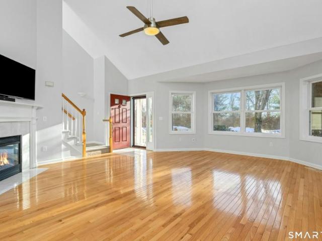 apartment with 2 bedroom, Shelton CT DLS101883194