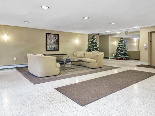 apartment with 2 bedroom, Rockville Centre NY DLS72692222