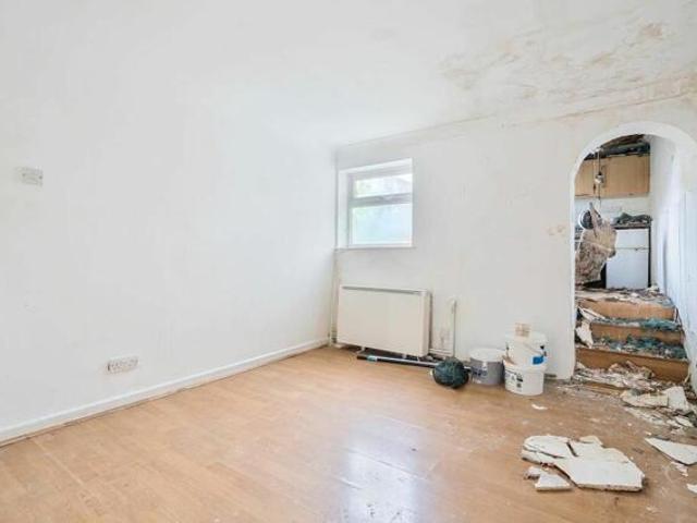 Apartment With 2 Bedroom Reading Reading DS85746713