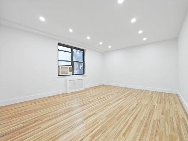 apartment with 2 bedroom, Woodside NY DS104477181