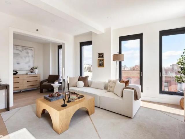 apartment with 2 bedroom, Williamsburg NY DLS102752779