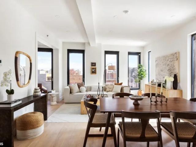 apartment with 2 bedroom, Williamsburg NY ES102752779