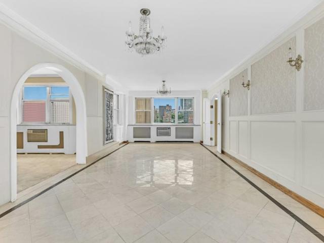 apartment with 2 bedroom, Upper East Side NY DLS102244875