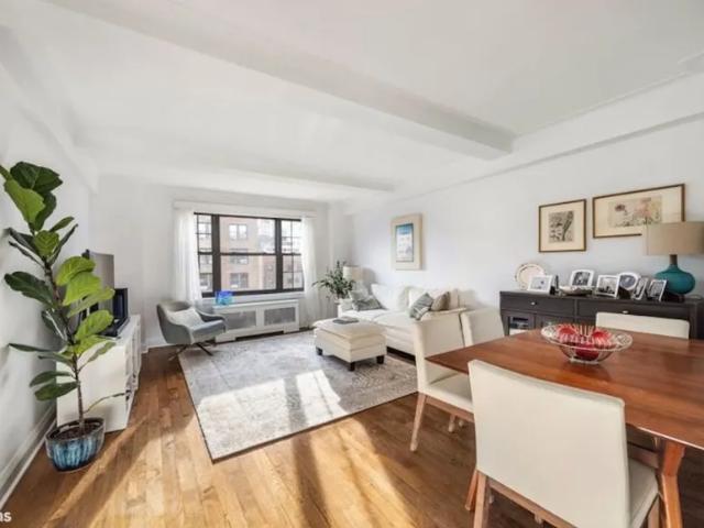 apartment with 2 bedroom, Upper East Side NY DLS102244812