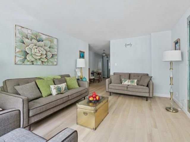 apartment with 2 bedroom, Upper East Side NY DLS102245249