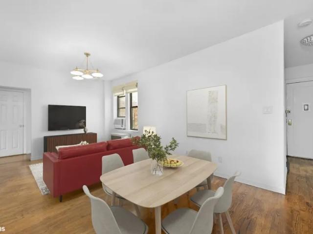 apartment with 2 bedroom, Upper East Side NY DLS102715883