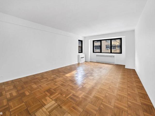 apartment with 2 bedroom, Upper East Side NY DLS98818136