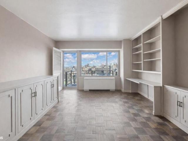 apartment with 2 bedroom, Upper East Side NY DS98818144