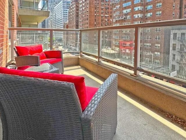 apartment with 2 bedroom, Upper East Side NY ES102715750