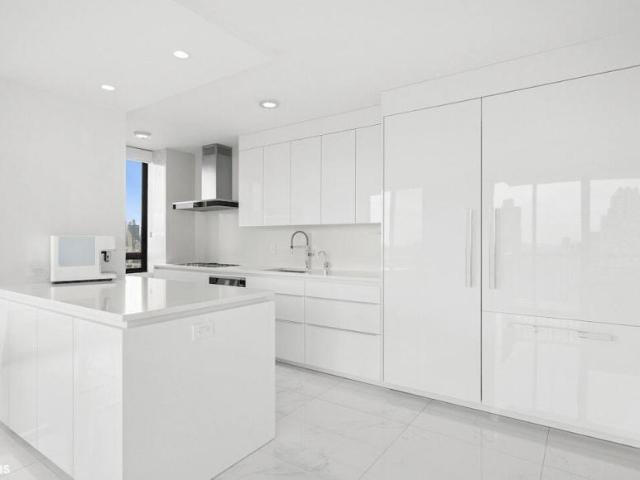 apartment with 2 bedroom, Upper East Side NY ES98817964