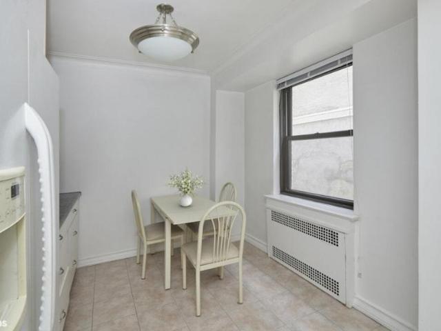 apartment with 2 bedroom, Upper East Side NY ES98817992