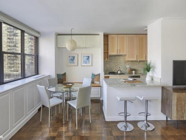 apartment with 2 bedroom, Upper East Side NY ES98818108