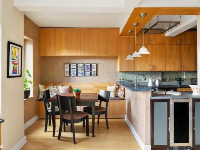 apartment with 2 bedroom, Upper West Side NY DLS102245006