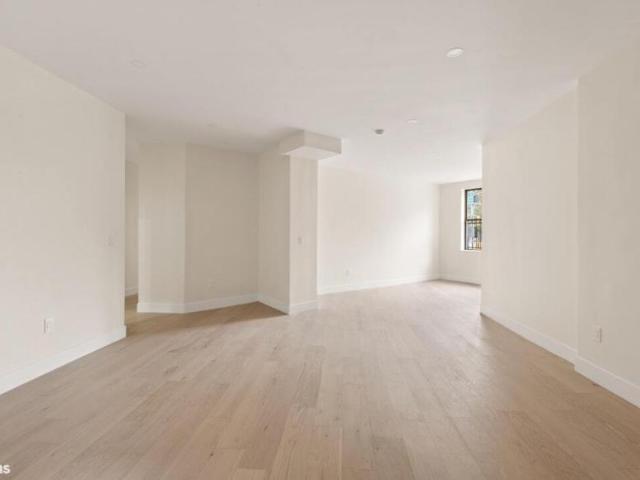 apartment with 2 bedroom, Upper West Side NY DS95693792