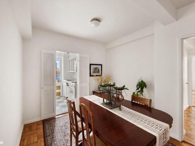 apartment with 2 bedroom, Upper West Side NY ES98818096