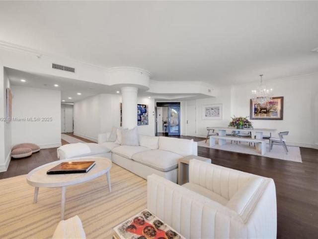 apartment with 3 bedroom, Coral Gables FL DLS102395684