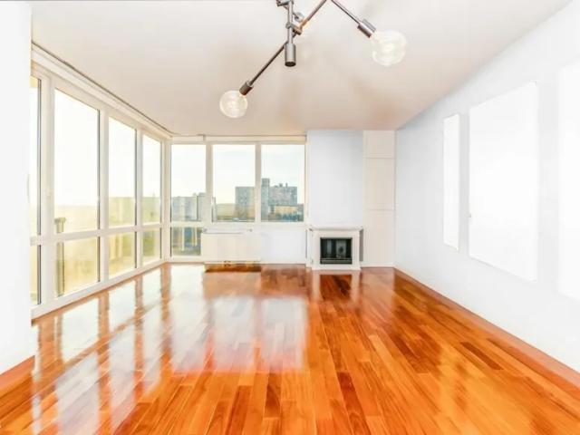apartment with 3 bedroom, Central Riverdale NY DLS102715732