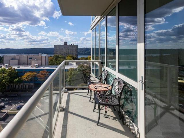 apartment with 3 bedroom, Central Riverdale NY DLS96374116