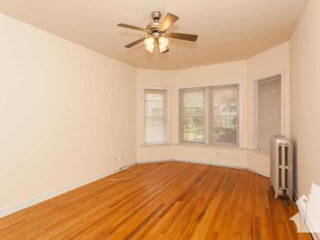apartment with 3 bedroom, Chicago IL ES103178175