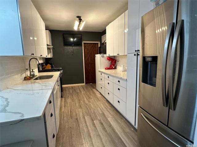 apartment with 3 bedroom, Bayside NY DLS72692159