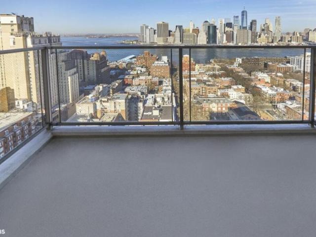 apartment with 3 bedroom, Brooklyn Heights NY DLS102245790