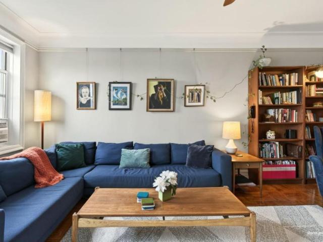 apartment with 3 bedroom, Brooklyn NY DLS102707589